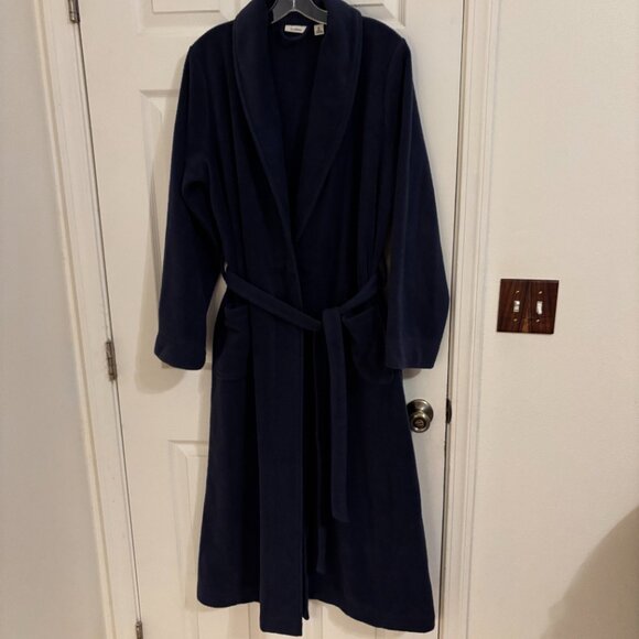 L.L. Bean | Intimates & Sleepwear | Ll Bean Fleece Robe M | Poshmark